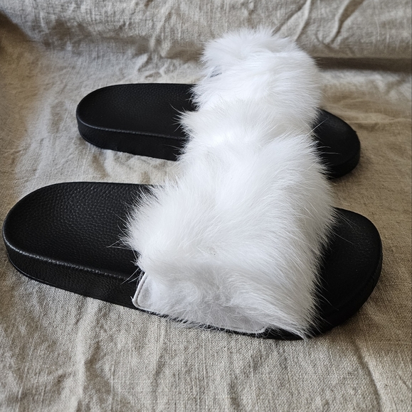 Shoes | White Genuine Fur Slides | Poshmark